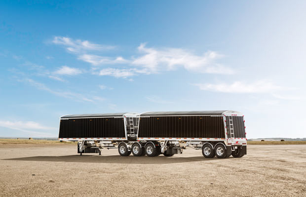 Distinction Aluminum Hopper Trailers - Photos - Prestige Trailers