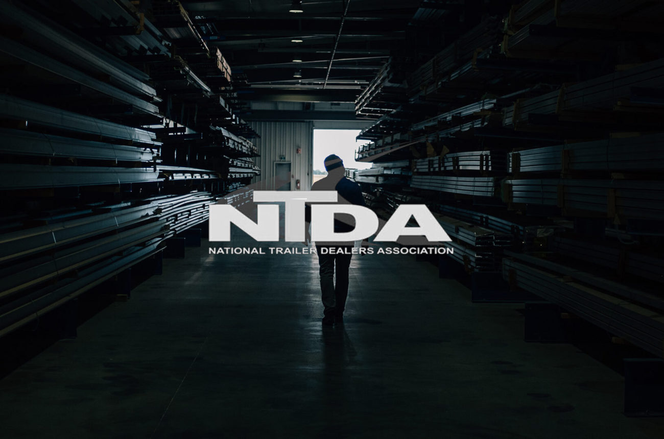 Premier manufacturer of flatbeds, hopper trailers, and heavy haul semi ...