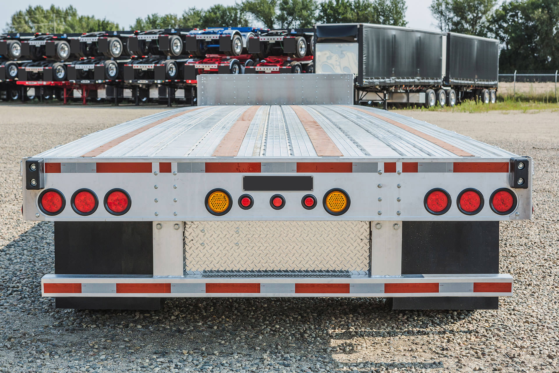 Brilliance Aluminum Flatbed Trailers - Photos - Prestige Trailers